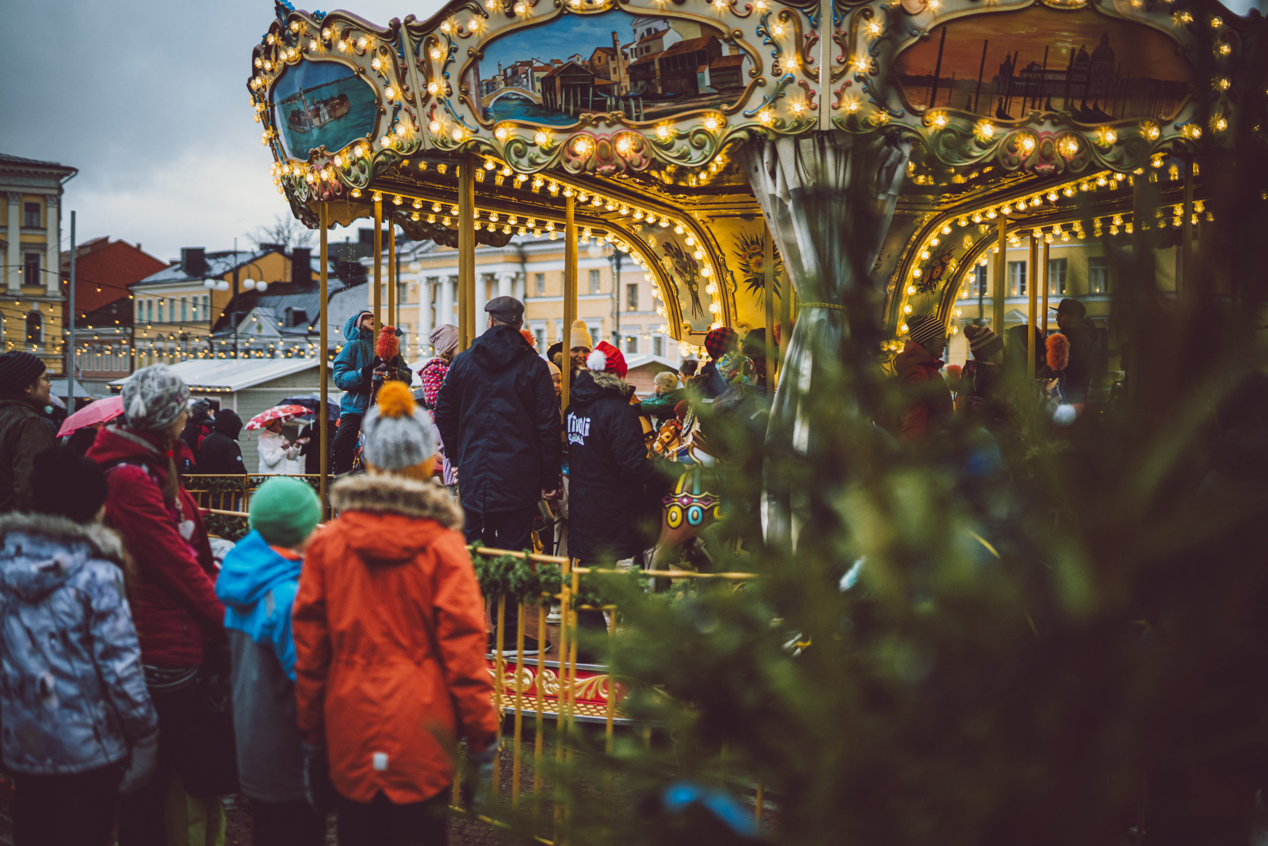 Helsinki Christmas Market begins at Senate Square on Thursday ...